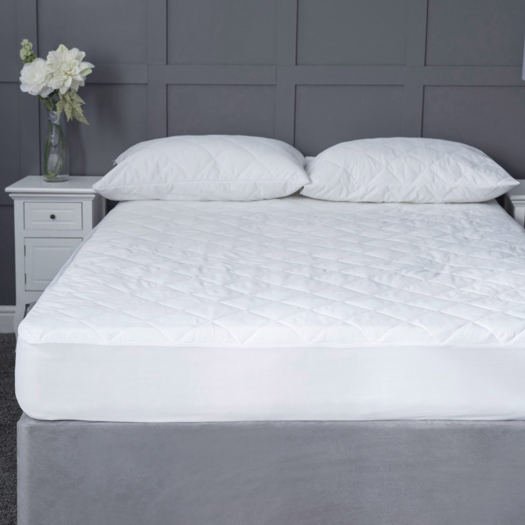 "Belledorm" Cotton Covered Mattress Protector - Texstyle.ie
